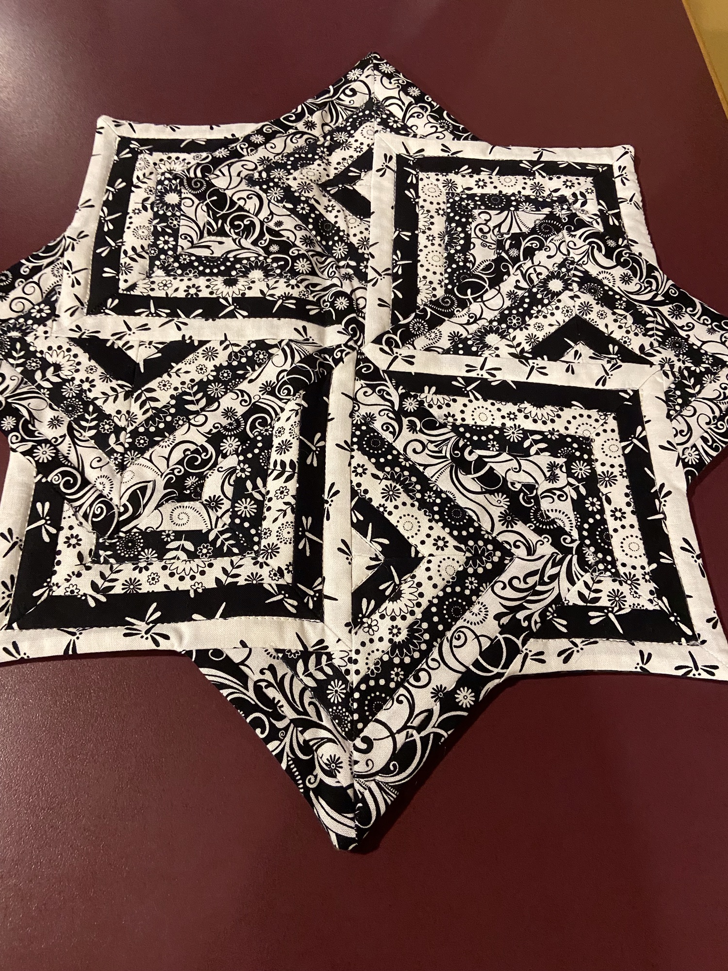Something Wicked – Quilt Schmilt